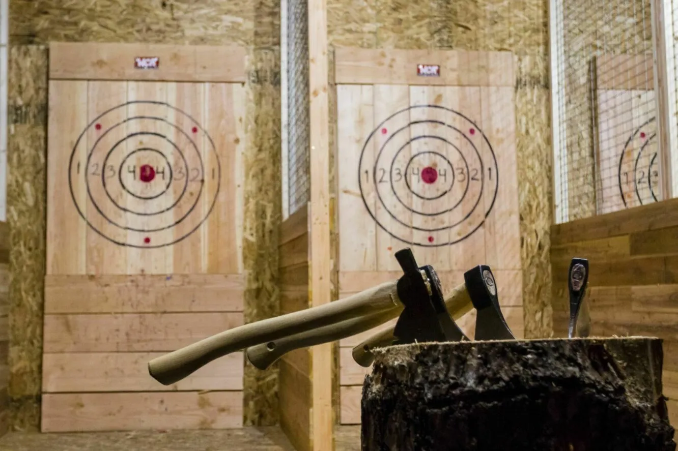 Indoor Axe Throwing makes its debut | AXES Bar | Blog